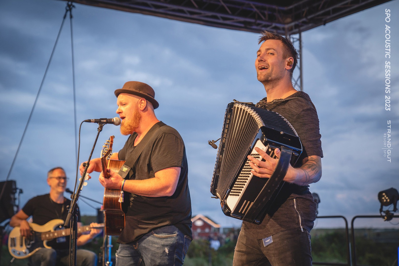StrandGut Sessions 2023 mit Johannes Oerding, Revelle, Joshua Patron ...