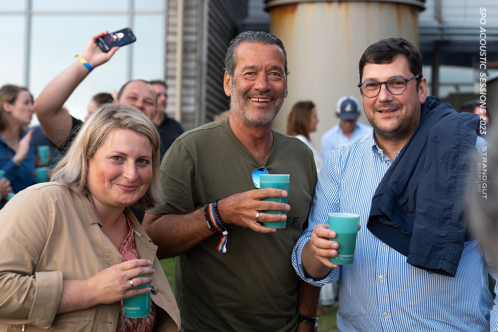 StrandGut Sessions 2023 mit Johannes Oerding, Revelle, Joshua Patron ...